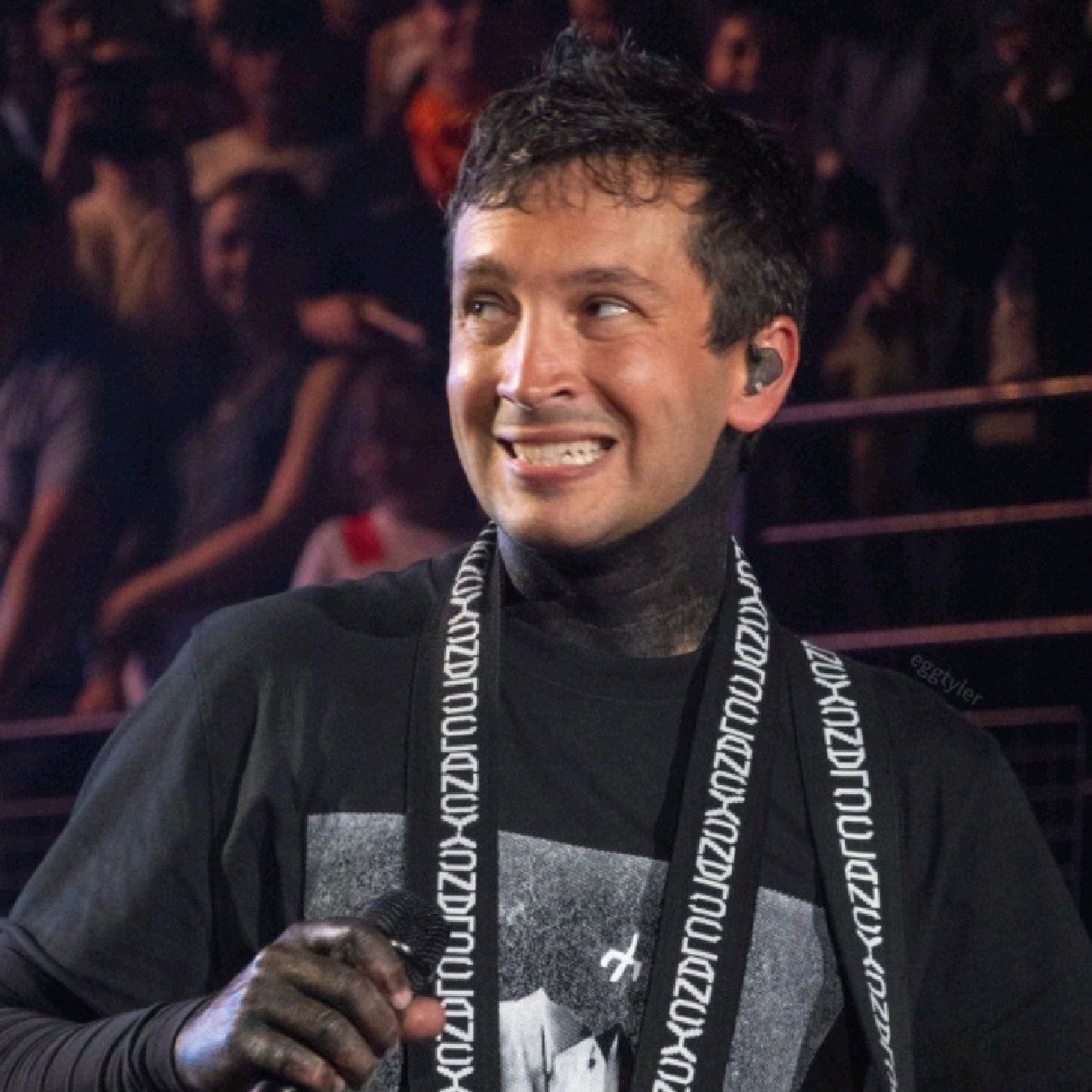 Drop it like its hot - Pippit